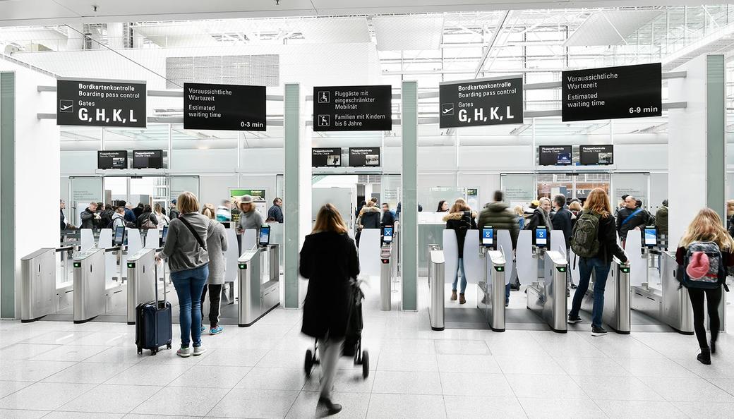 Security screening and passport control - Munich Airport