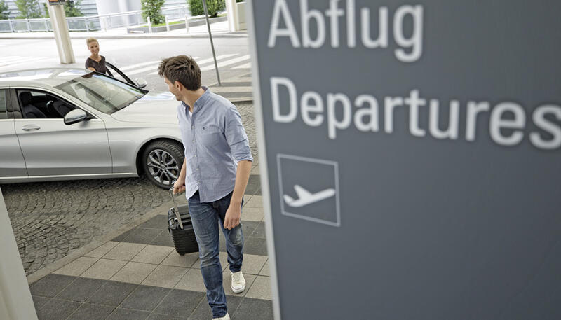 Meeters and greeters - Munich Airport